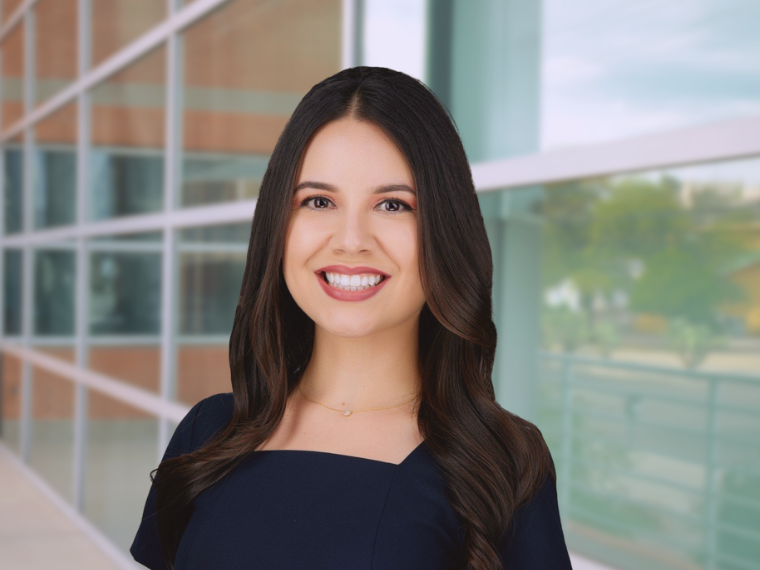 Janet Flores | Eller College of Management